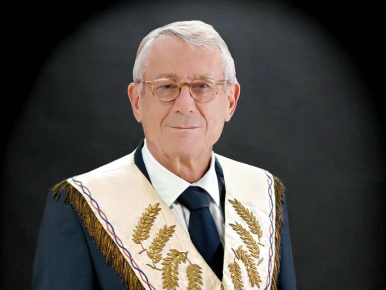 Jean-Raphaël Notton réélu Grand Maître de la Grande Loge de France ...